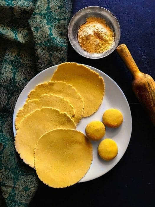 Makki ki Roti (Cornmeal Flatbread) Tips for Perfect Roti Everytime