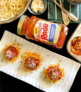 Baked Spaghetti Cup with Chicken Meatballs (4 Ingredients Recipe)