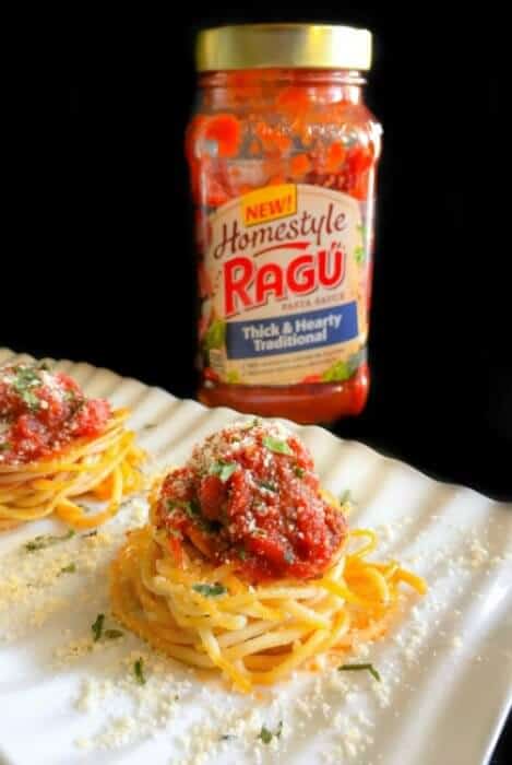 Baked Spaghetti Cup with Chicken Meatballs (4 Ingredients Recipe)