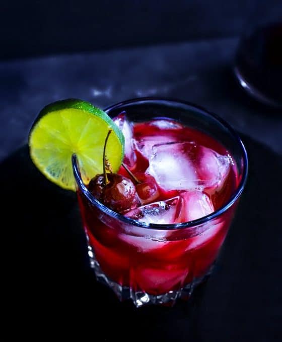 Quick Cherry Vodka Lemonade (Perfect Party Cocktail) #gameday