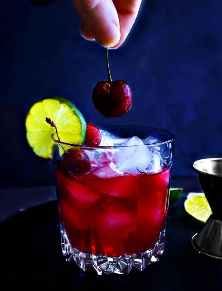 Quick Cherry Vodka Lemonade (Perfect Party Cocktail) #gameday