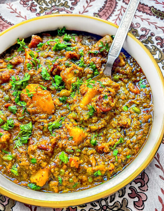 UP Style Pressure Cooker Matar ka Nimona - Step by Step Video